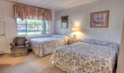 Room Rates | Camp Sherman RV Park
